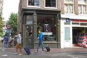 Dampkring Coffeeshop Haarlemmerstraat - Amsterdam, Netherlands - Restaurant